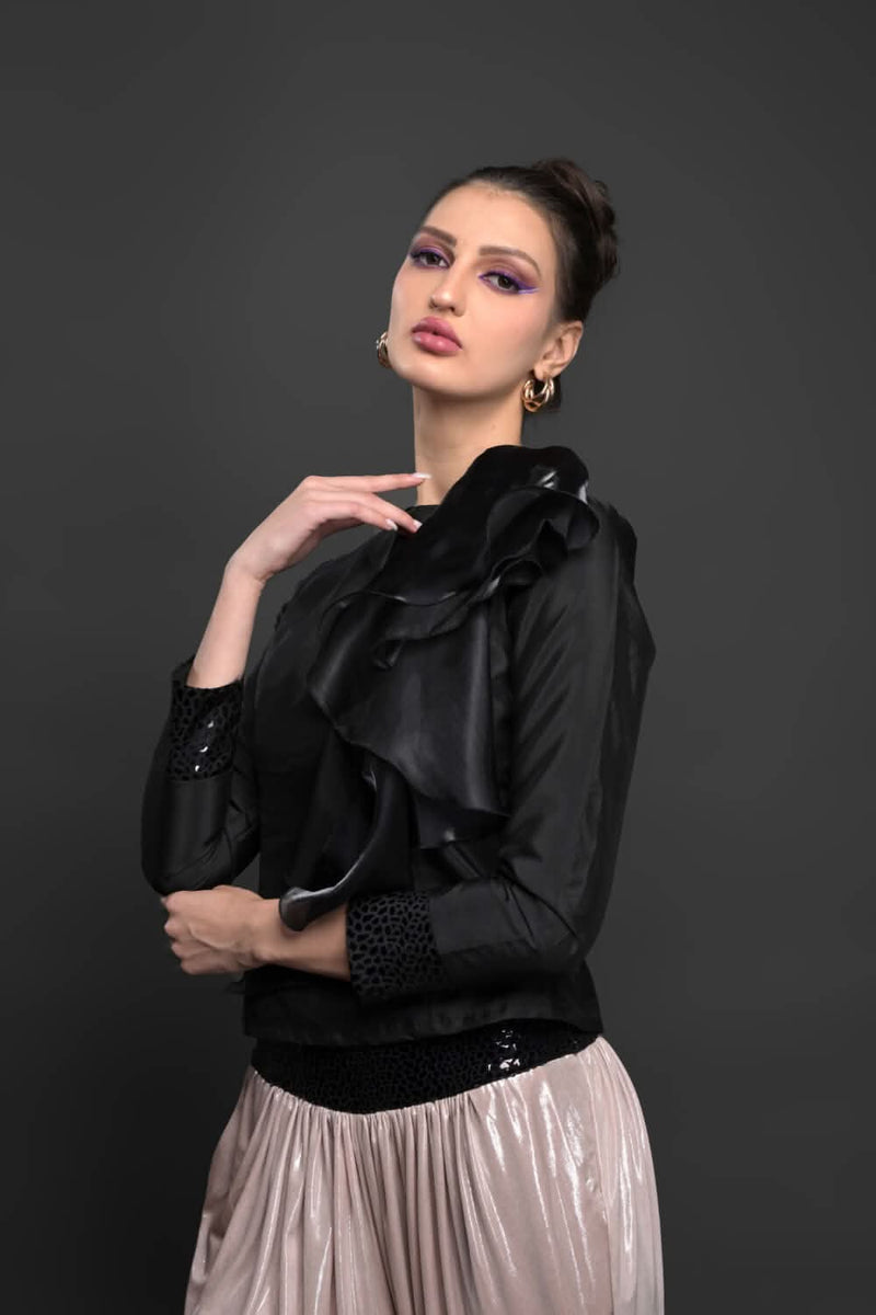 Ruffle Black Top - Stylish and Elegant Look – Meeami Fashion